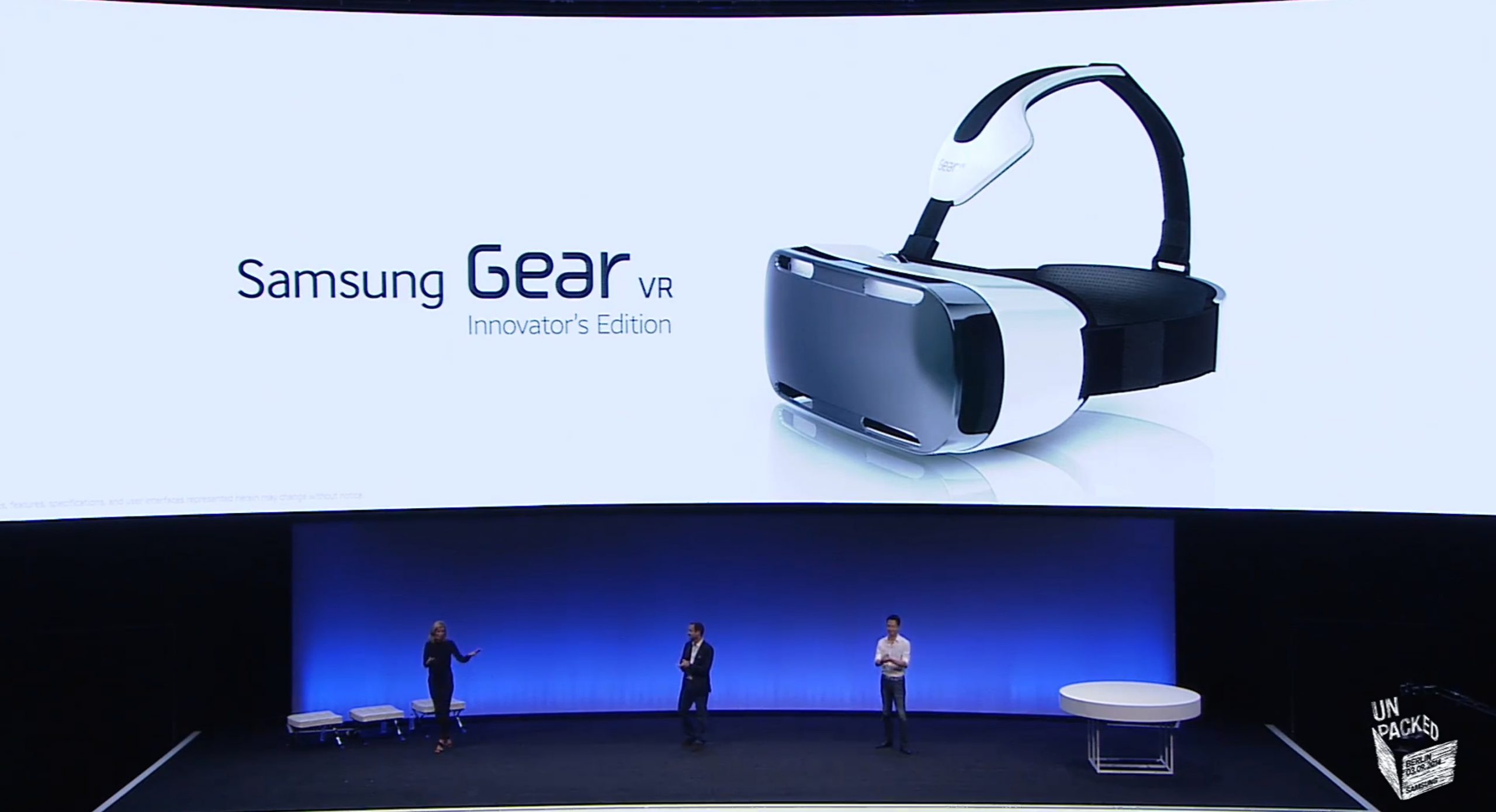 Samsung dévoile le Gear vr, son casque de réalité virtuelle avec le ...