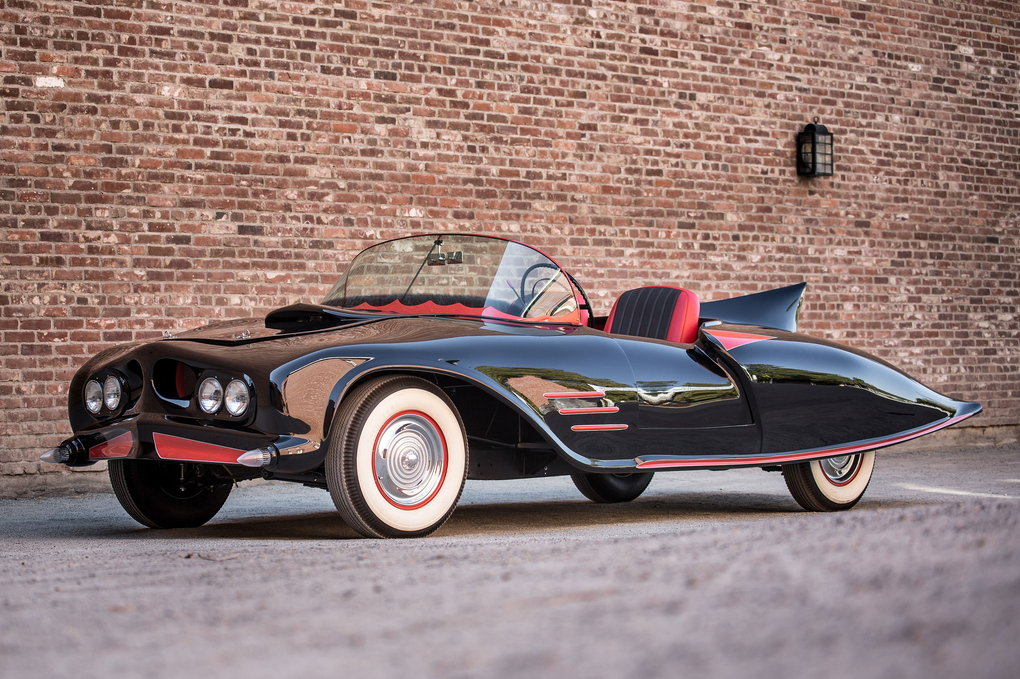 Batman : la première Batmobile officielle est actuellement en vente ...